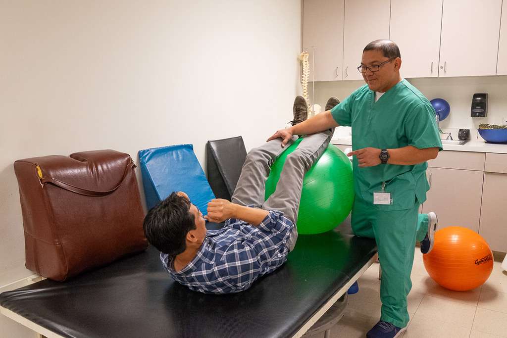Physical Therapy Valley Glen | Healthline Medical Group